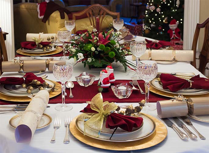 The Best Holiday Table Linens | Premier Table Linens